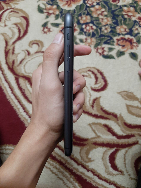 iPhone 11 Black 128gb срочно