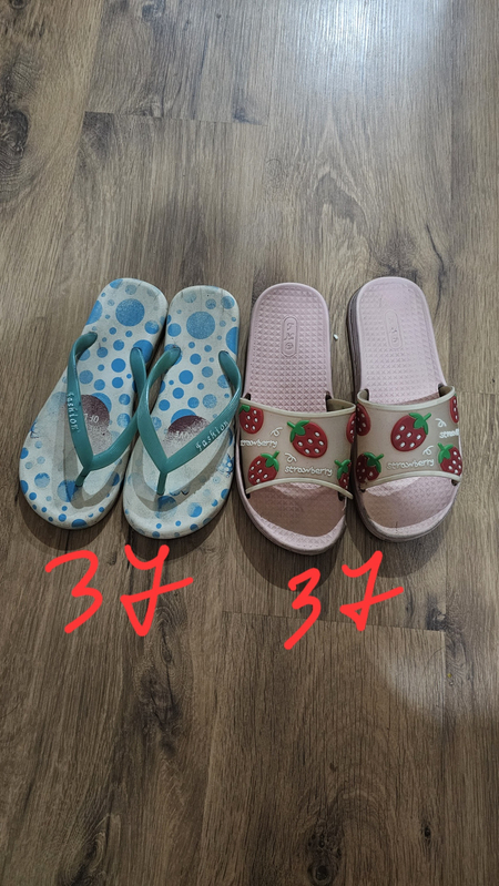 Продам кроссовки