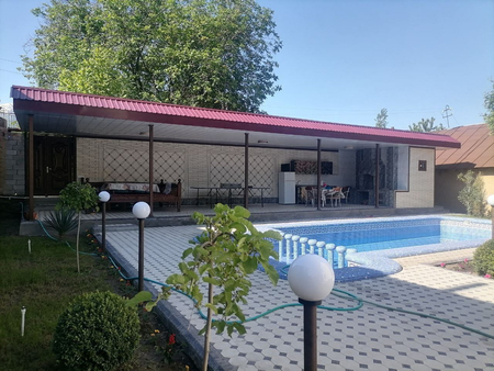 Dacha Burchmullo Dilmurod