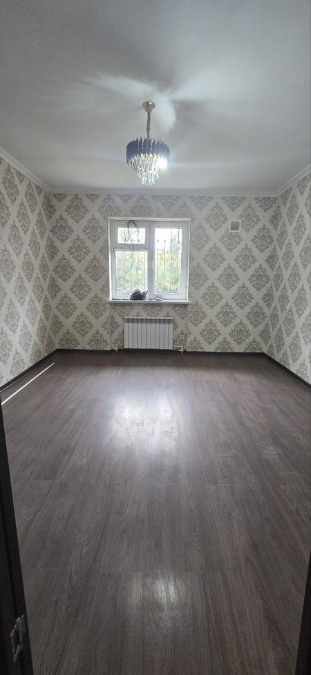 Сергели 8 участок 2/1/7 57 м² + подвал продаётся квартира,ипотека есть