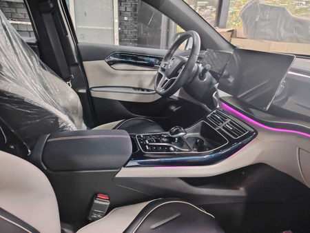 byd qin plus moshinasi , nalichida bor