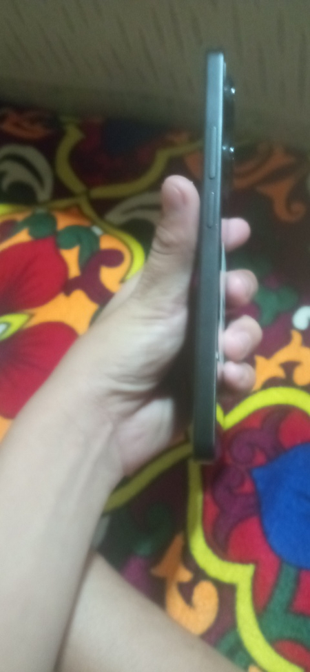 Redmi not 13 pro ikki kun boldi hali yengi steklo qoyilgan karopka dak