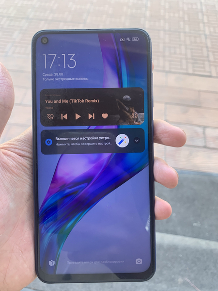 Продаю Redmi note 9