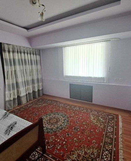 Срочно продается 5/3/9 квартира 104 м2 Ц1  Ор-р: кафе Райхон  (МНМ)