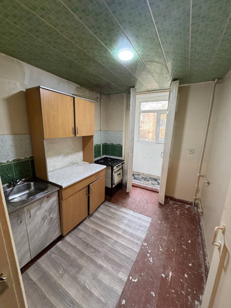 Прадаётся 1х Хакимияат орентир Арбат магазин можно через банк