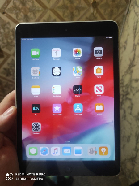 Продается срочно Планшет модель ipad mini 2