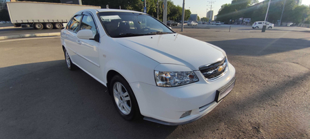 Продаю Chevrolet Lacetti 1,8