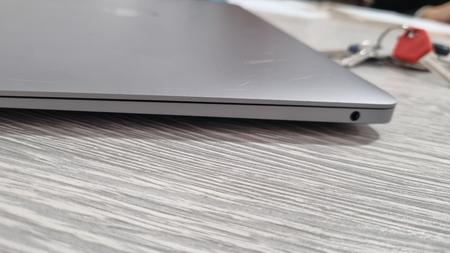 Macbook Air m1 2020  8/256