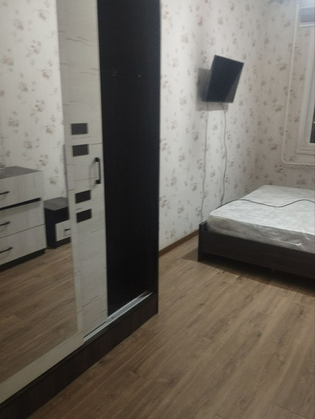 Сдаётся 2в3 х ком кв Юнусабод 8 квартал Унверсам круг