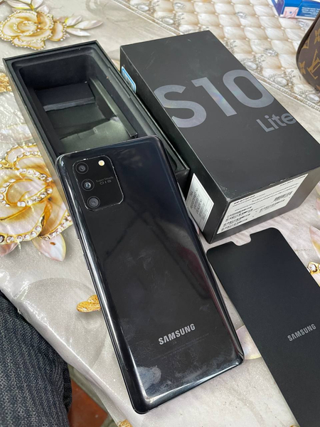 S10 lite зор холати айби йо ремонт бомаган срочно пул кере