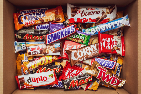Новогодние подарки от Milka,Барни,M&M'S,Alpen Gold,Nuts и тд.