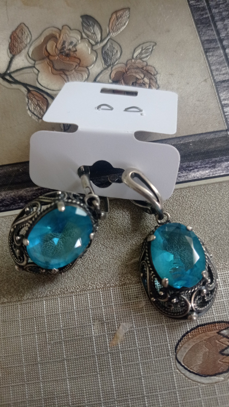 Продаëться серьги серебро