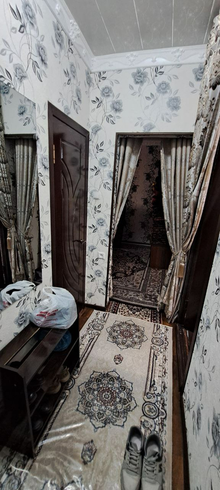 3 xonali 2 etaj            .