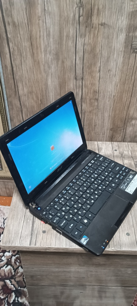 Nomi Aspire netbook