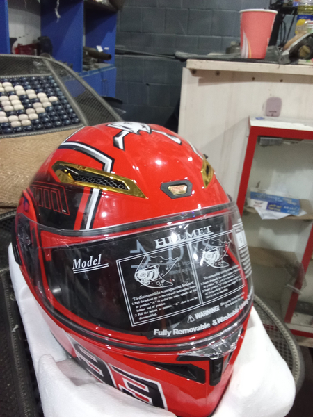 Мотошлем HELMETс откидной частью