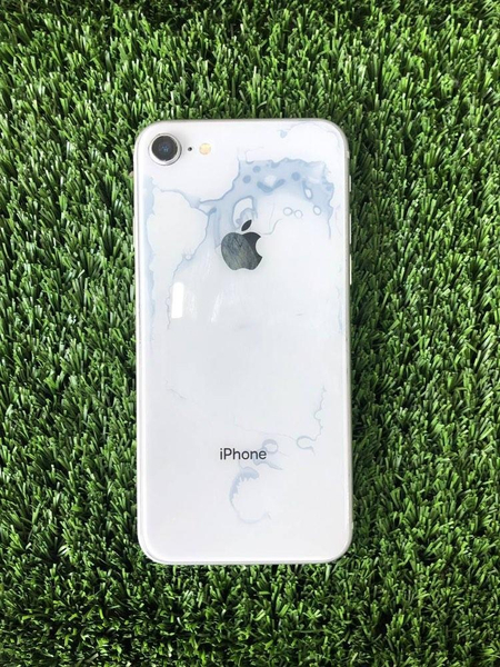 iPhone 8 radnoy oq