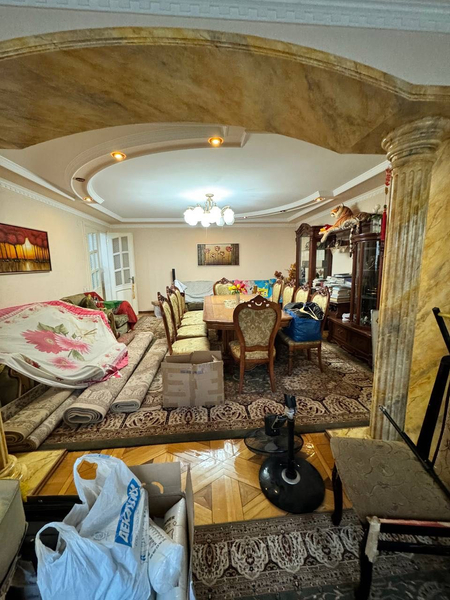 Продается банковская квартира