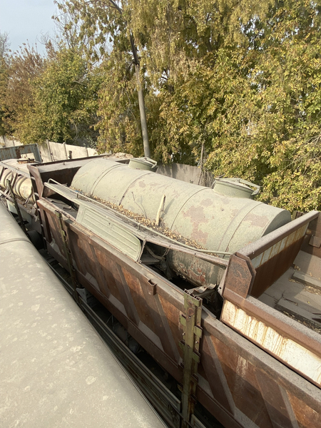 Бочка молоковоз нержовейка пищевая вместимость 5,5тонна