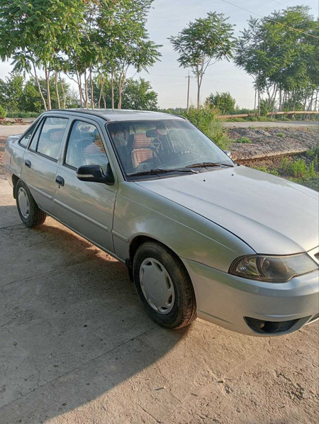 Срочно сотилади Nexia 2 2011