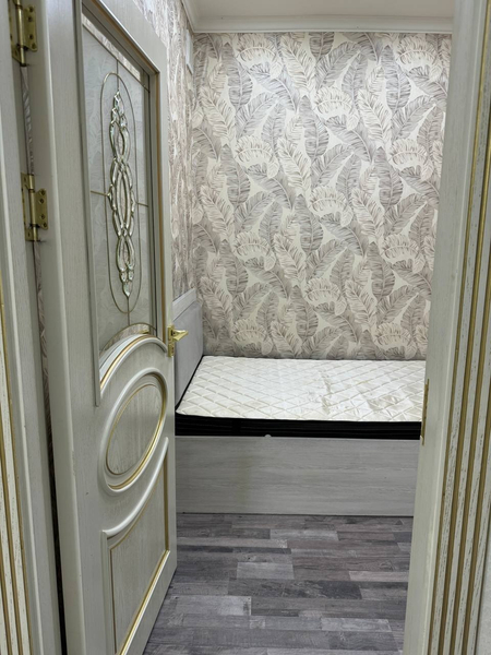 Продам чиланзар 6. Одна переделанная на двух