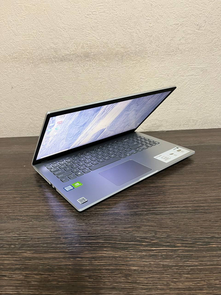 Продам отличный ноутбук Asus Vivo Book