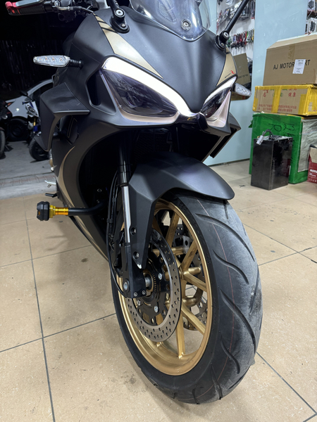 Продаётся Ducati Bikeland 400 кубовый