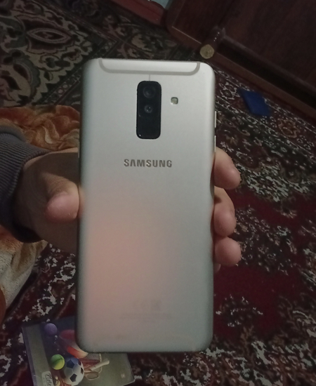 Samsung Galaxy A6 plus
