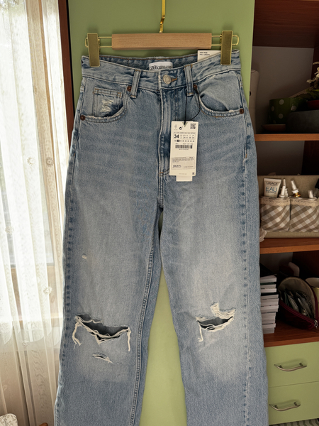 Новые джинсы Zara
