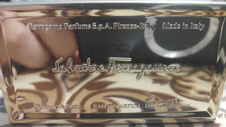 парфюм Signorina Salvatore Ferragamo Италия оригинал
