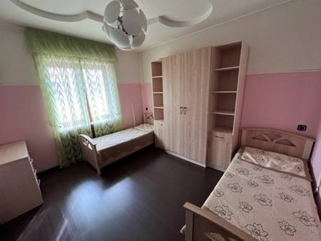 Срочно продается Мирабадский район 4/4/5, ор-р:Узбум