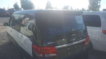 JAC M4 11 minivel