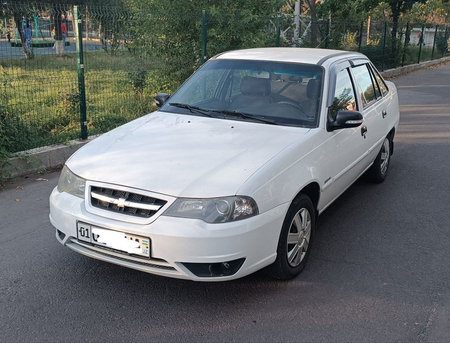 Сотилади NEXIA 2 DONC 1.6, люкс краскаси йўқ. Пр-г. 78500, и.й. 2015