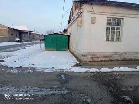 Дом угловой 6 соток Дустлик