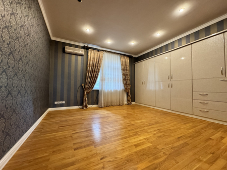 Квартира в центре 3/3/7 кирпич 195 м² Мирабадский район