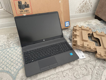 Hp intel Core i3-1215U