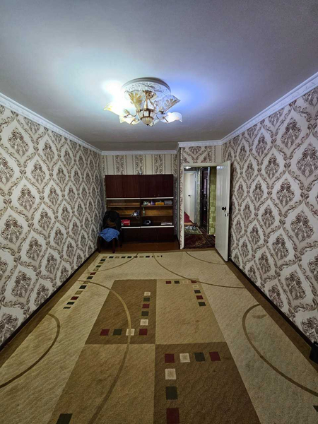 2 xonali 60m² 4-qavat uy sotiladi