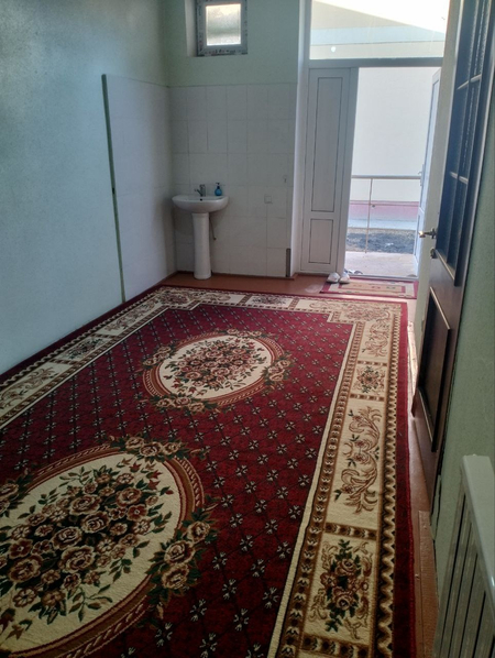Kotedj sotiladi narxini kelishamiz