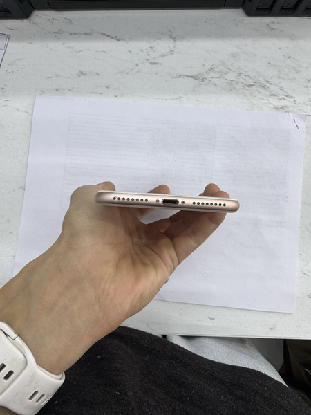 Iphone 8 plus  64 gb
