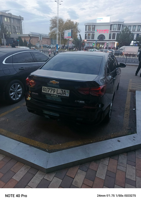 Продается автомобиль марка. монза