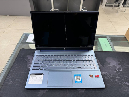 HP PAVILION Metalichiskiy Ryzen 5 4500 8-Ozu 512-Ssd Glansiviy