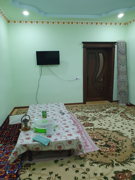 Урганч шахрида 2 каватли ховли жой