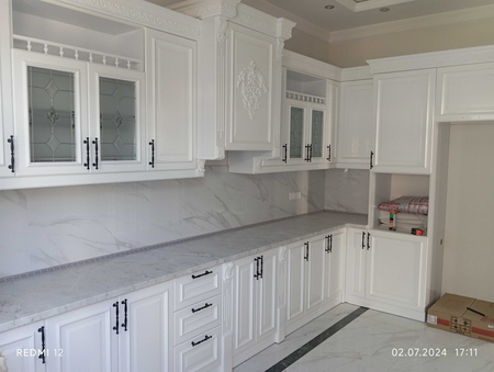 Buyurtma qilingan mebel