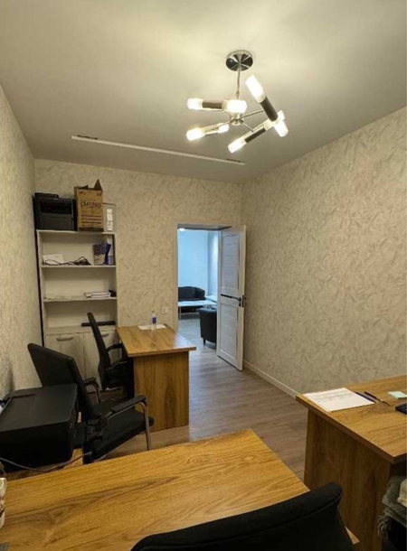 Аренда ПодОфис  ЦУМ  С Мебель Техникой 90м2 2200$