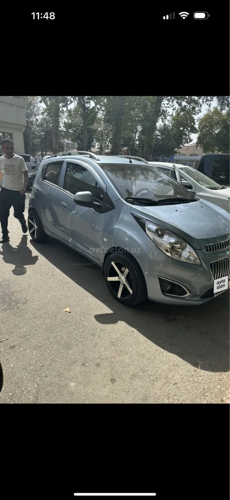 Spark srochna sotiladi