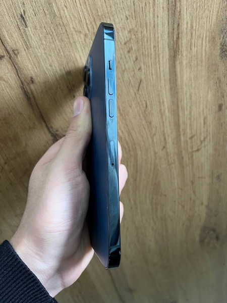 Iphone 12 pro Max sotiladi