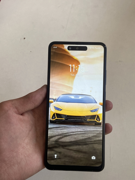 Infinix smart 8.