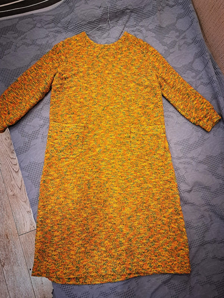 Продам 3 качественных  платья