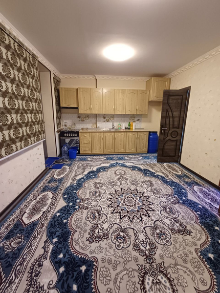3 honali dom sotiladi