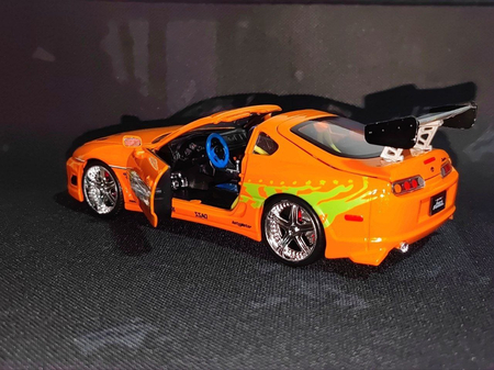 Toyota Supra Коллекционная масштабная модель машинка железная - Достав
