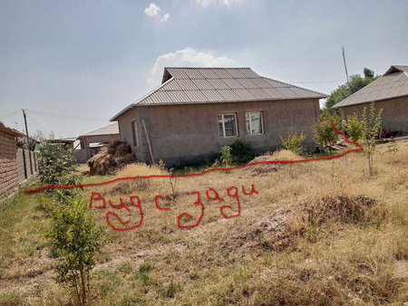 Продаю  дом без внутреней  отделки .